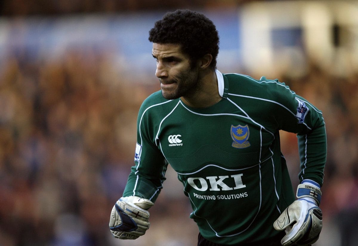 Top 10 goalkeepers with most clean sheets in Premier League