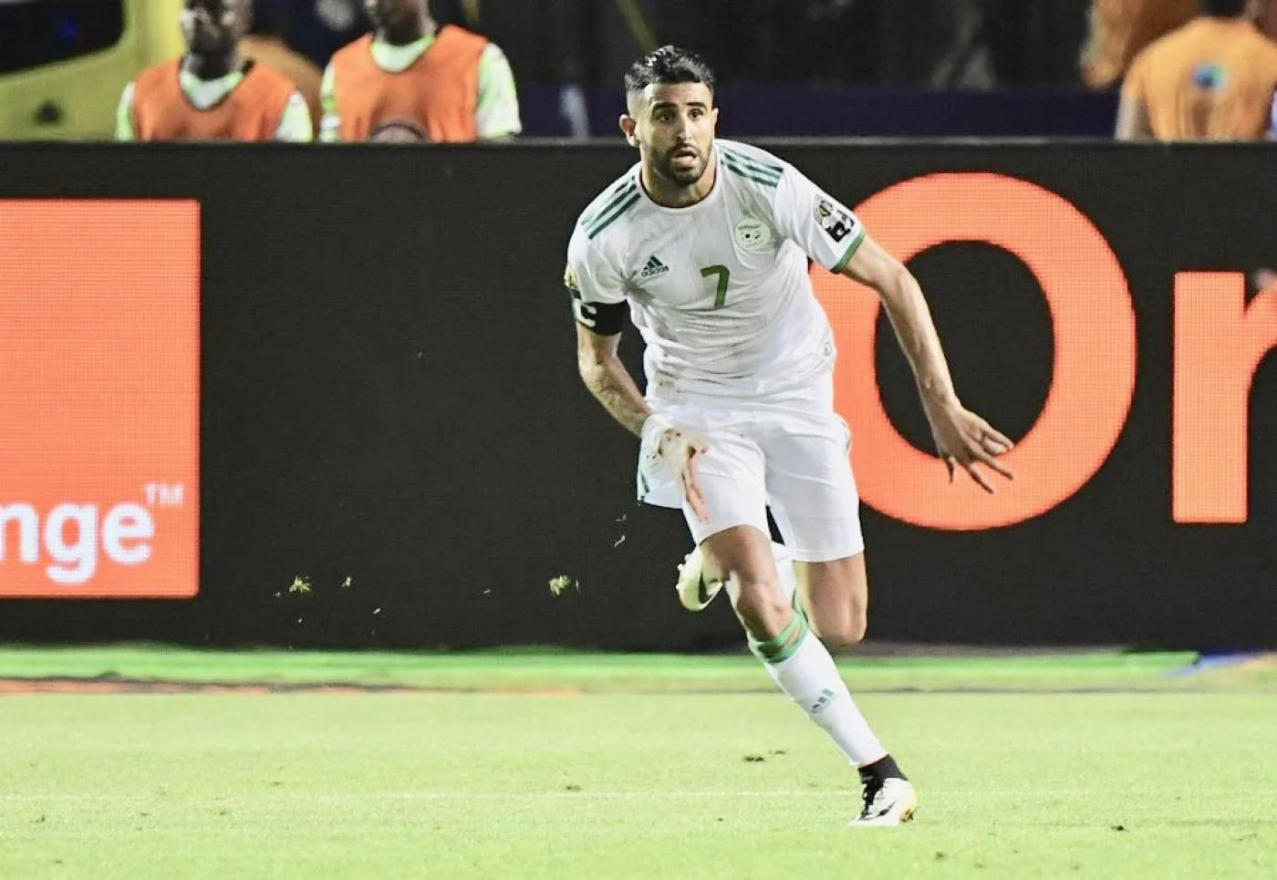 Top 10 footballers who switched their nationalities