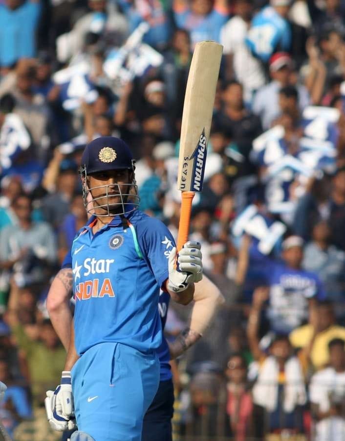 Top 5 best innings of MS Dhoni in international cricket