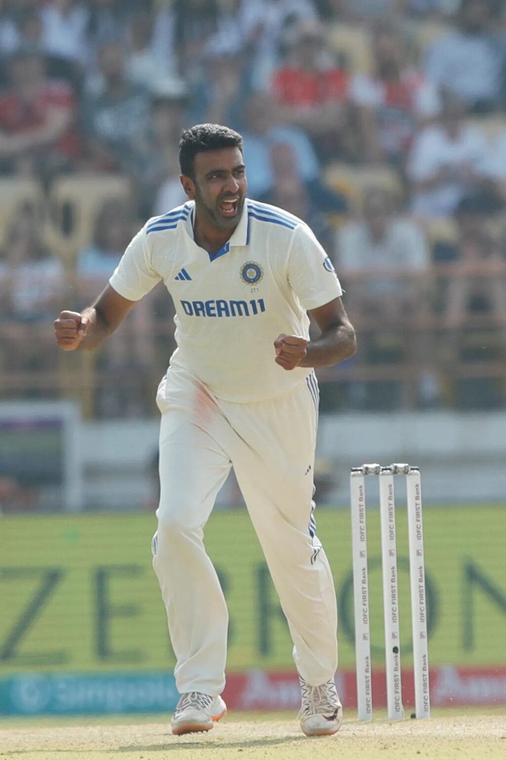 Top 5 best bowling figures by Ravichandran Ashwin in test cricket