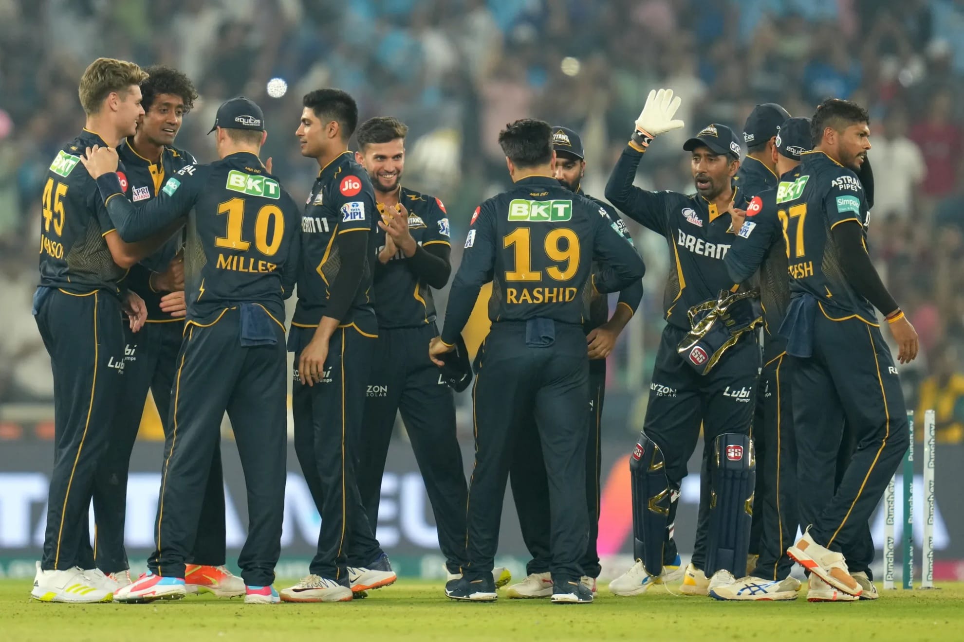 IPL 2024: Rating jerseys of all 10 teams participating in the tournament