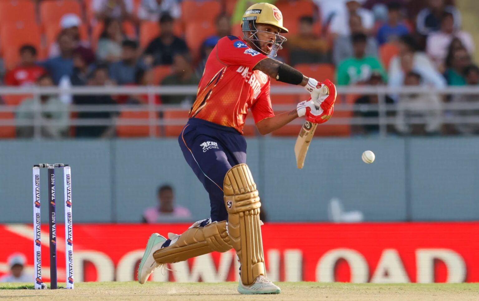 Batsmen to hit 500+ runs in an IPL season most times