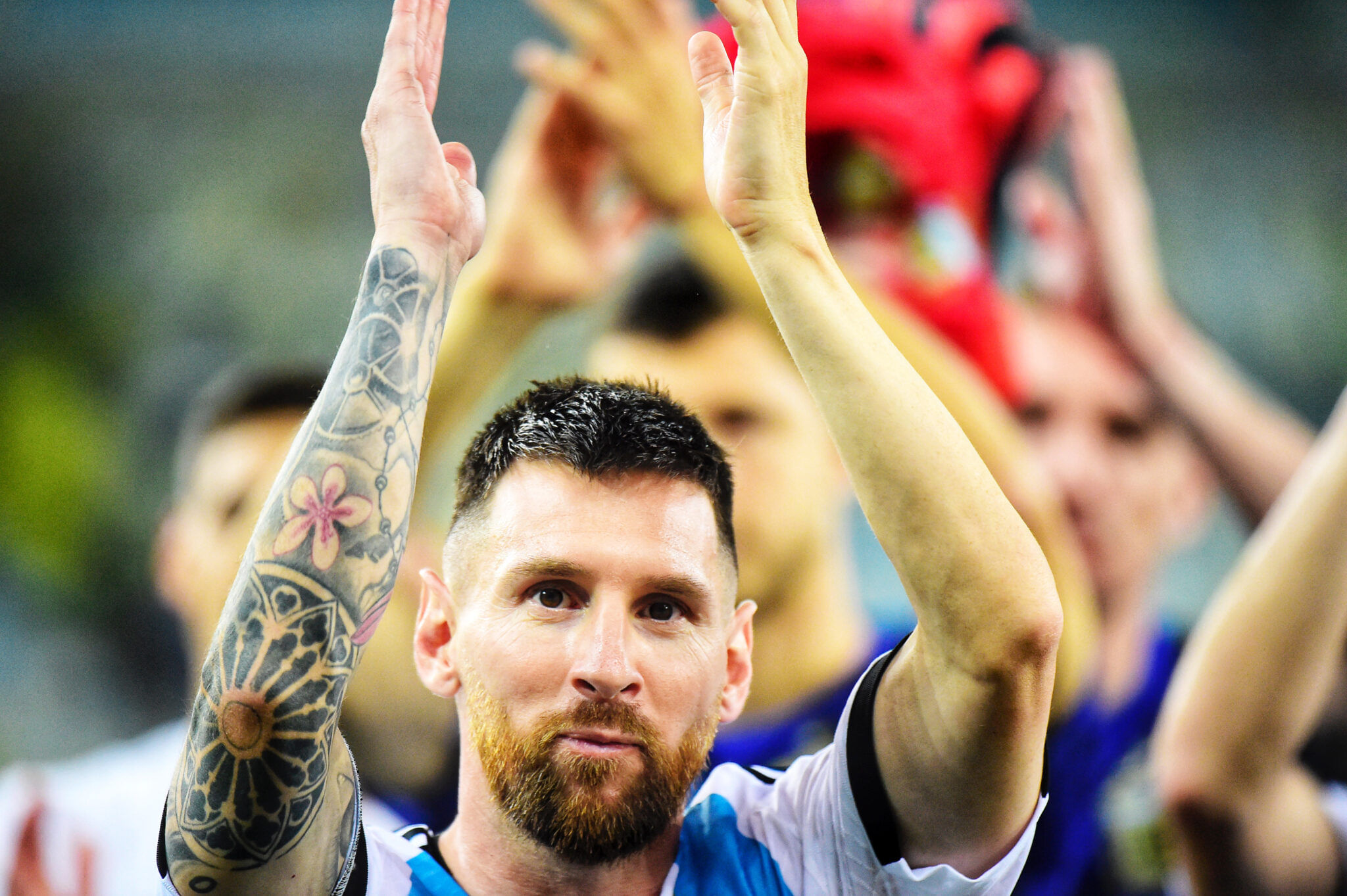 How many international trophies has Lionel Messi won with Argentina?