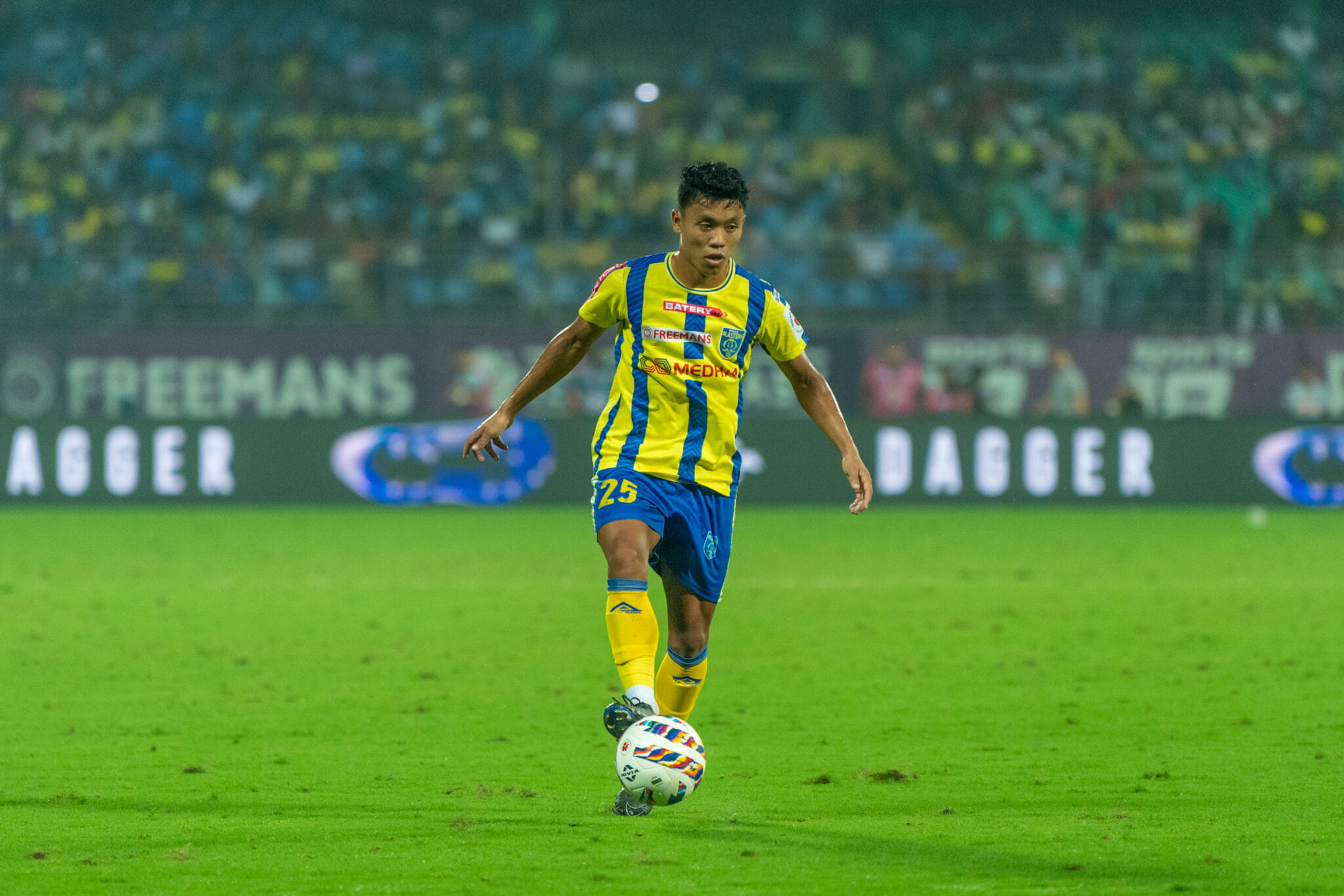 Kerala Blasters vs NorthEast United FC lineups, team news, prediction ...