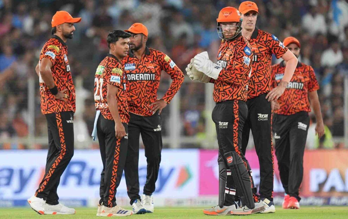 Top 8 teams who have played most IPL finals