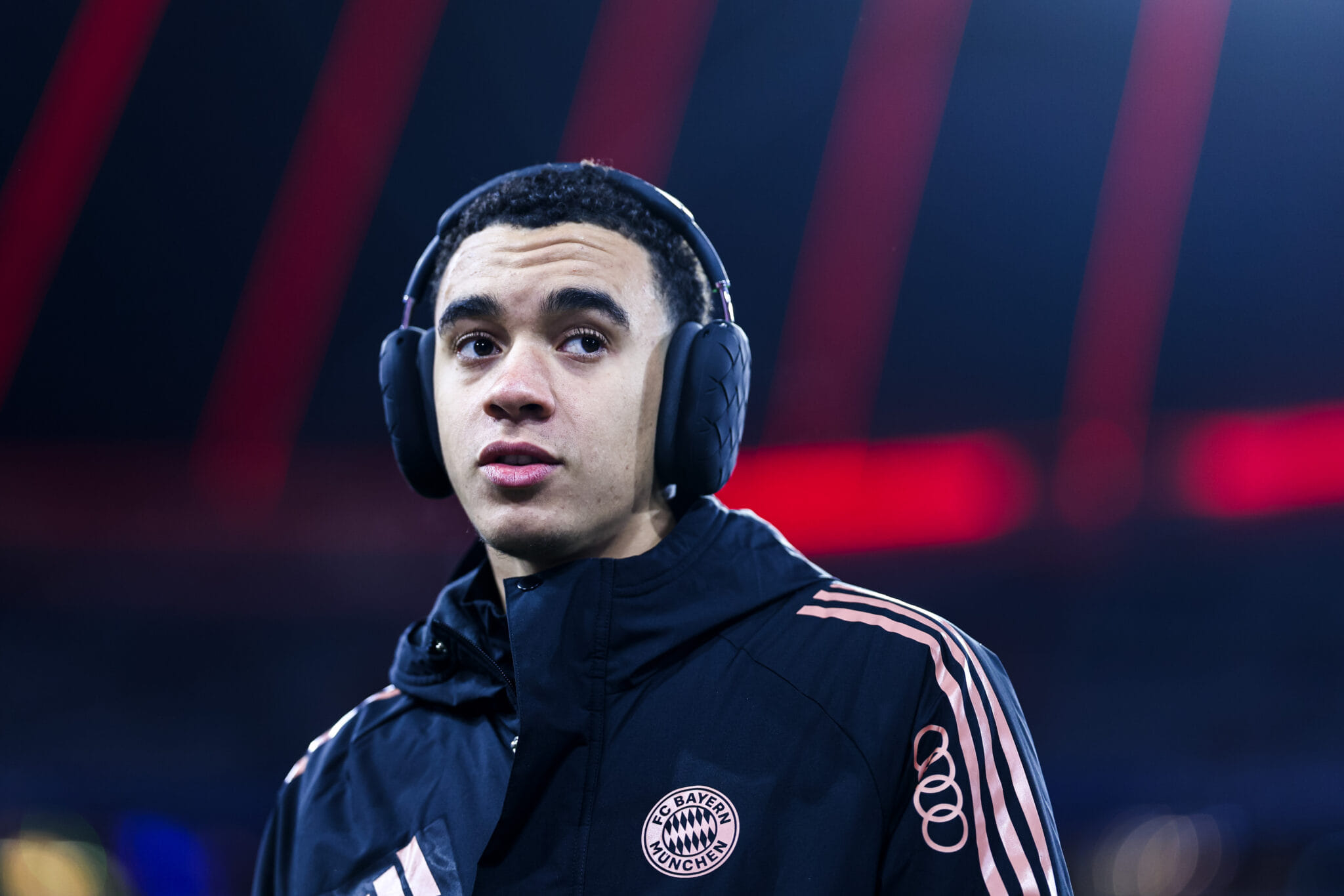 VfB Stuttgart vs Bayern Munich Preview, prediction, lineups, betting tips & odds | Bundesliga ...