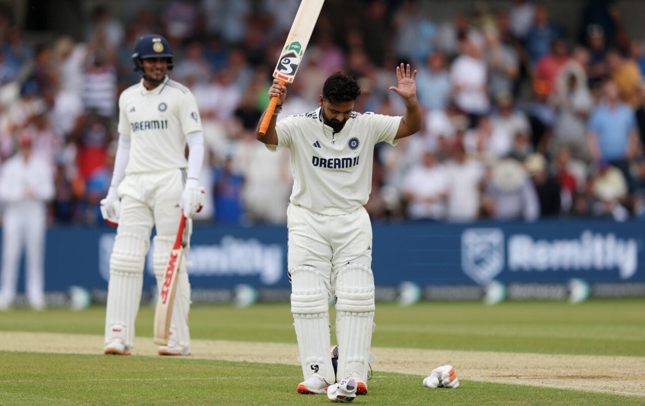 Huge injury scare for India as Rishabh Pant retires hurt after taking ...