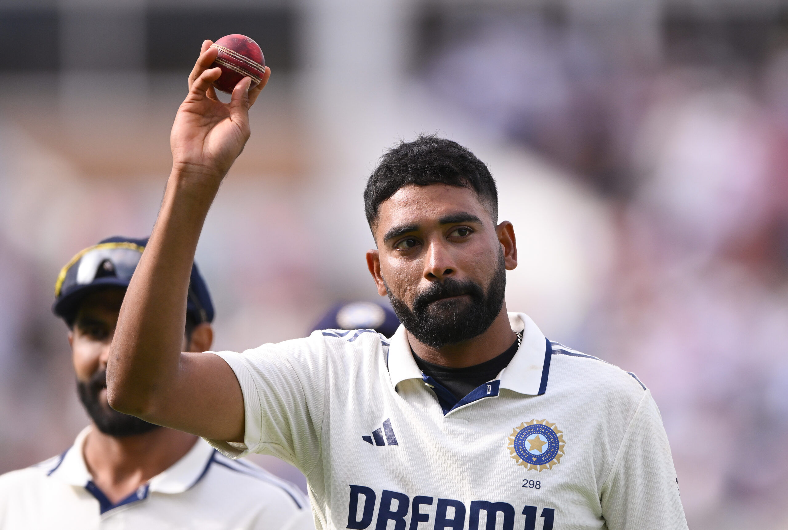 "Opposition is the enemy for him"- Mohammed Siraj reveals things he learned from Virat Kohli