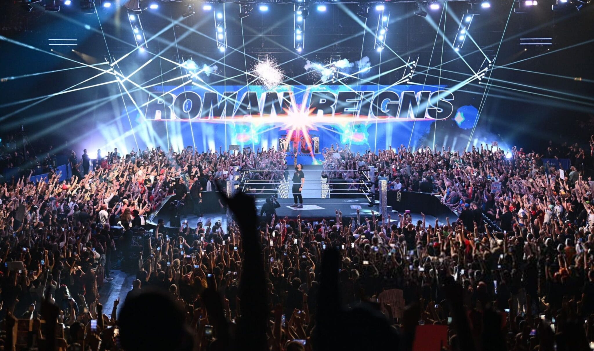 Roman Reigns' win/loss record in 2025: WWE