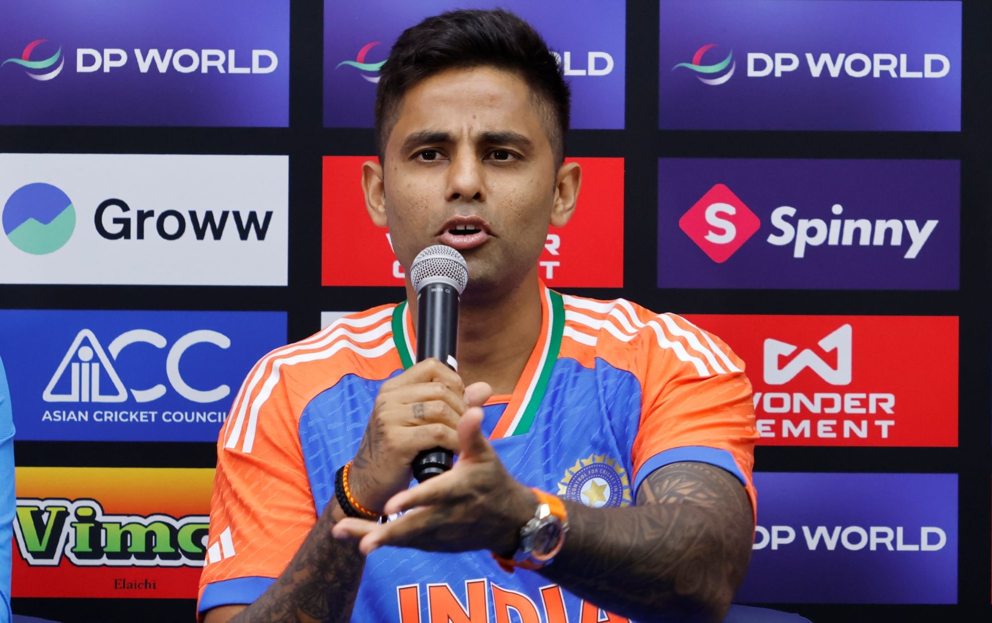 “Kyun bina matlab ka ungli karna hai?”- Suryakumar Yadav’s hilarious response to possible ...