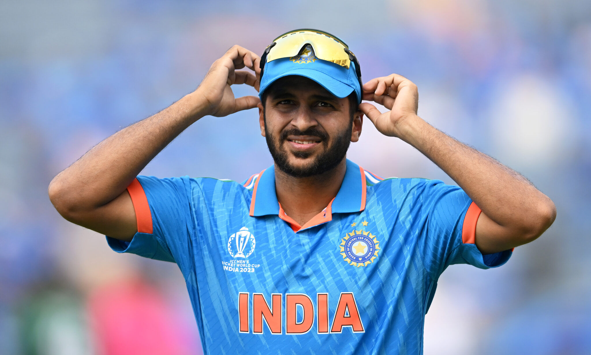 Shardul Thakur traded to Mumbai Indians from Lucknow Super Giants in an ...