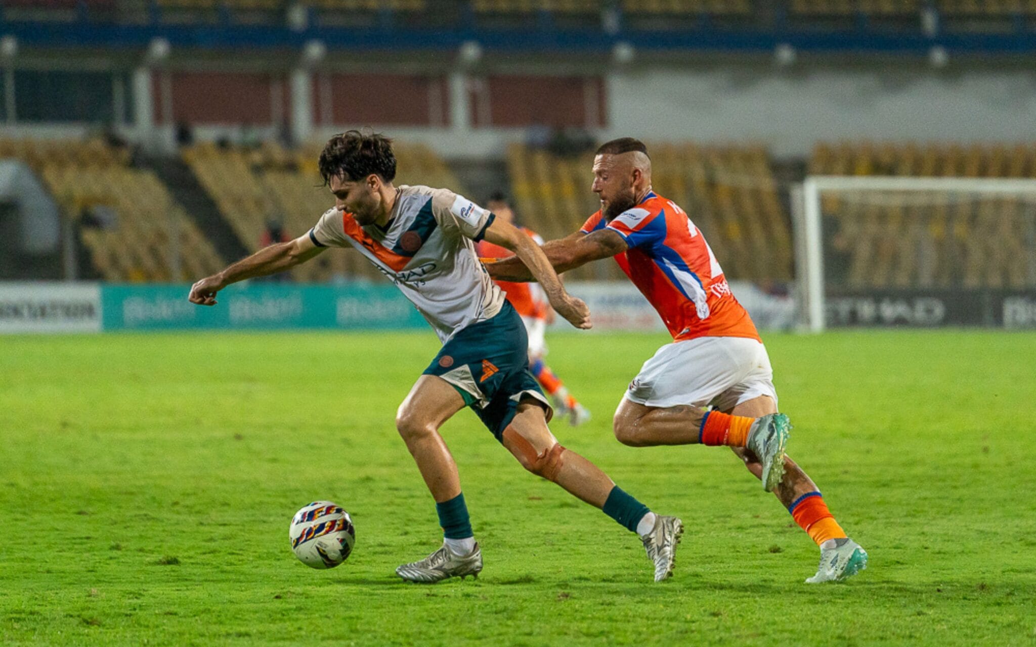 FC Goa narrowly edge past Mumbai City FC to book a place in Super Cup ...