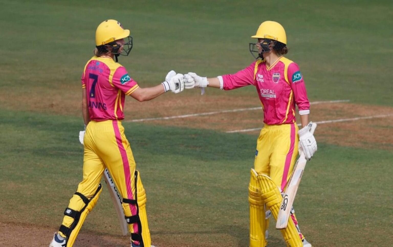WPL 2026: Why UP Warriorz players are wearing pink jersey in the UPW vs ...
