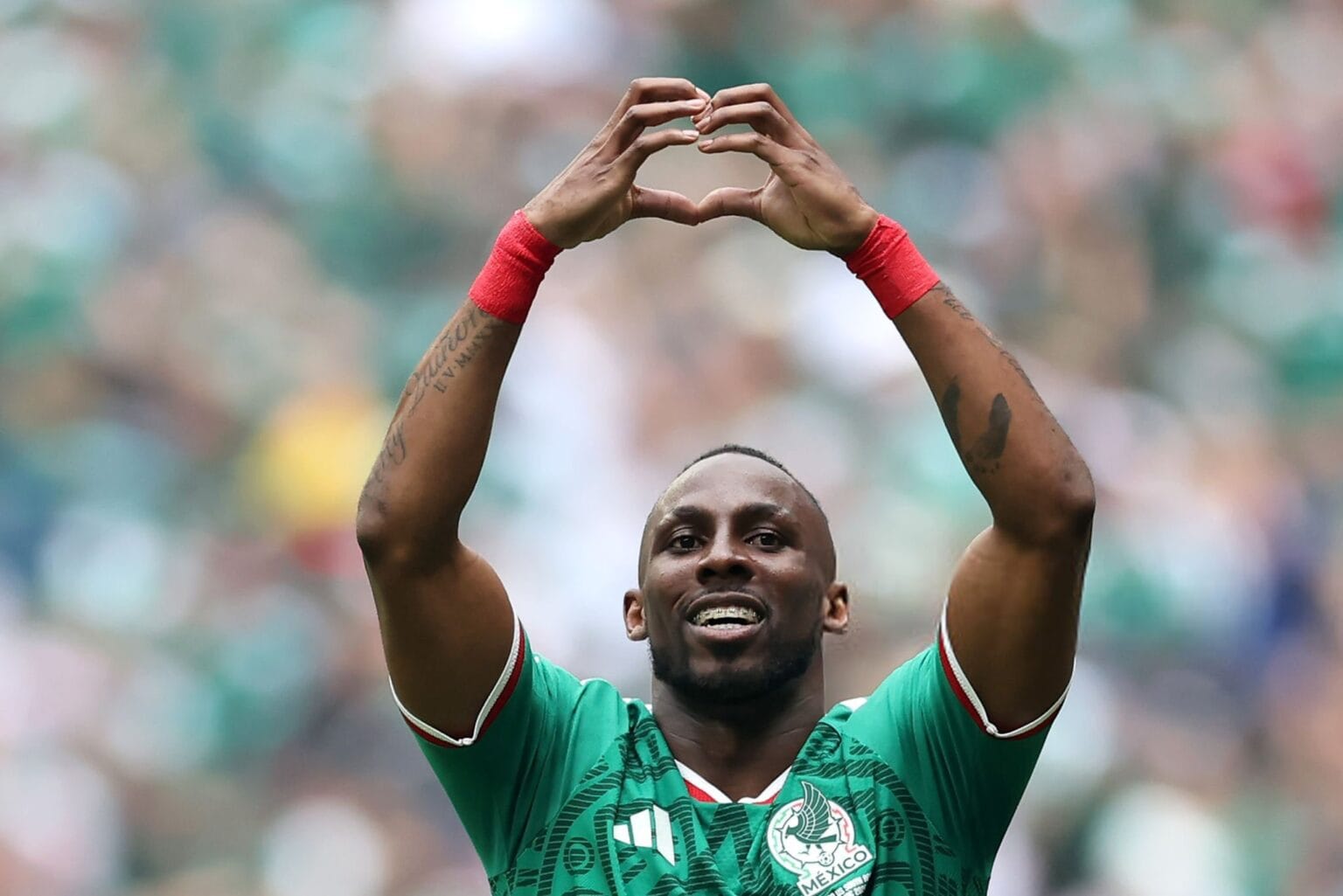 Julian Quinones: Which club does first goalscorer of FIFA World Cup ...